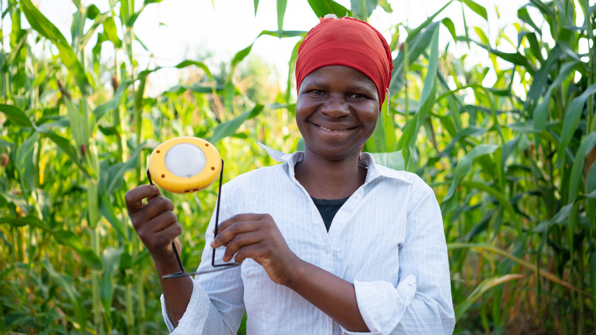 Experience the lightbulb moment – SolarAid Shop